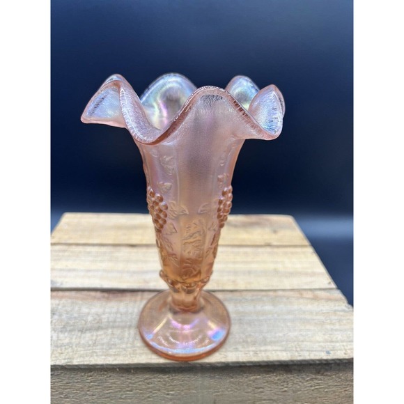 Fenton | Accents | Vintage Fenton Art Glass Pink Opalescent Grape 8 ...